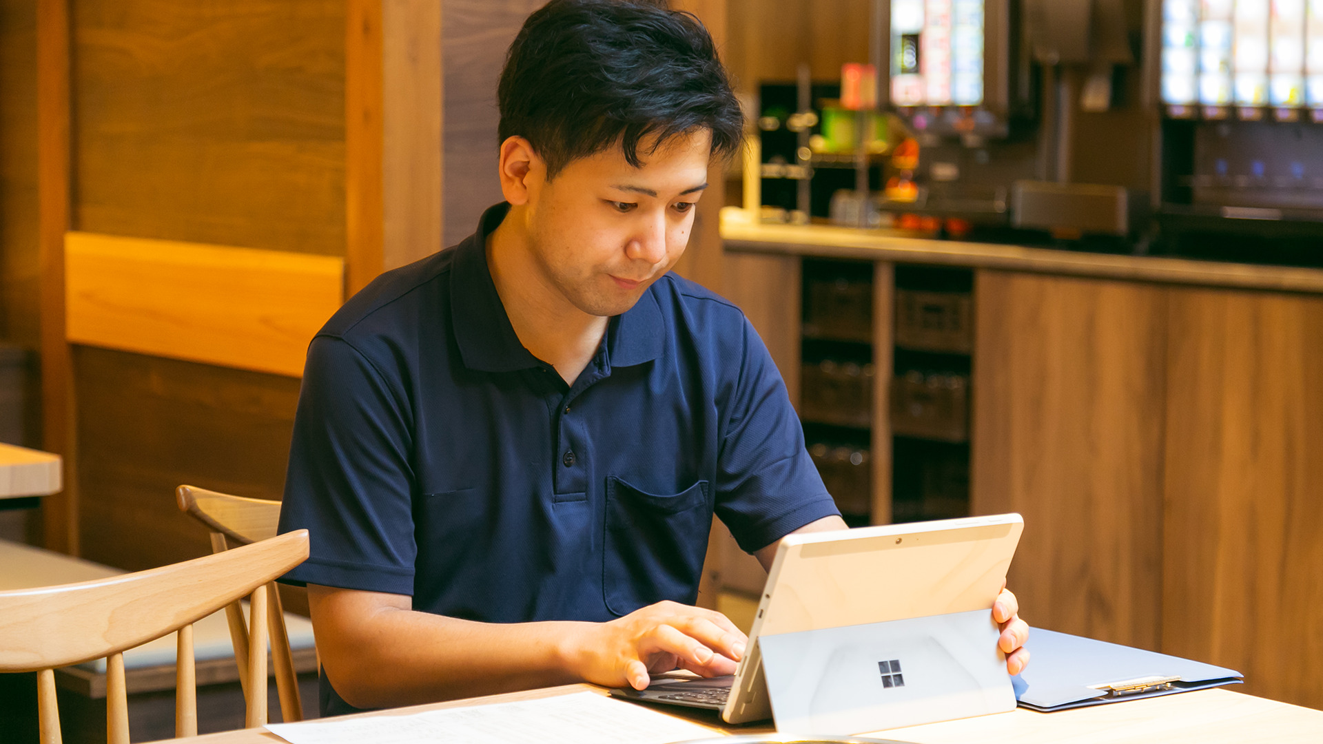 どんどん亭名鑑『TSUNAGU』-Vol.2- - NATIONAL FOODS -絆-